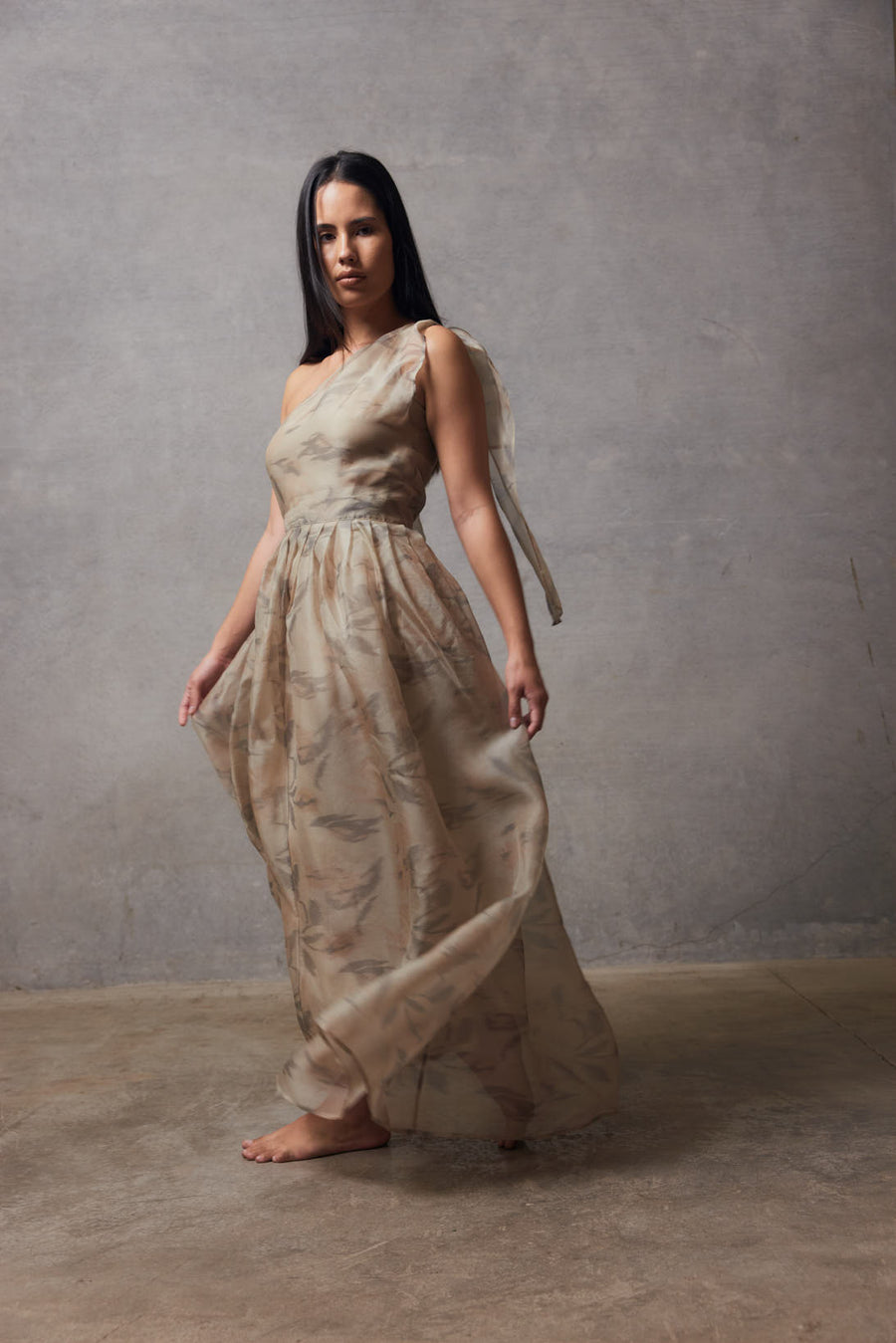 SHEN | Clothing Embraces the fierce independence in the modern women.